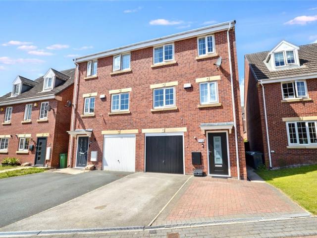4 bedroom semi detached house for sale