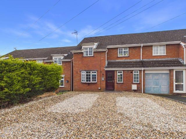 4 bedroom semi detached house for sale