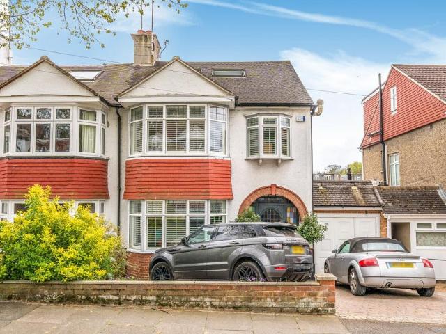 4 bedroom semi detached house for sale