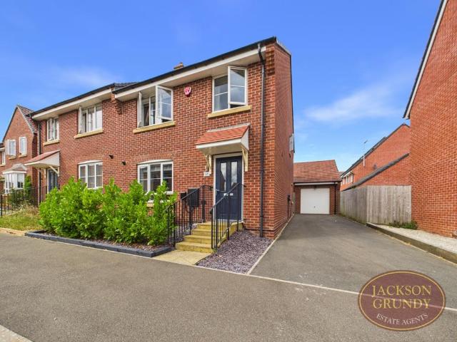 4 bedroom semi detached house for sale