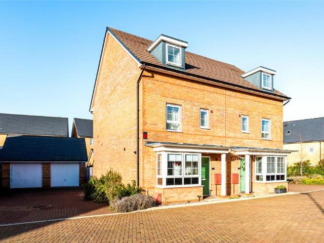 4 bedroom semi detached house for sale