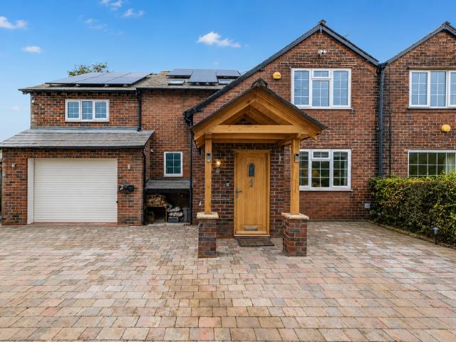 4 bedroom semi detached house for sale