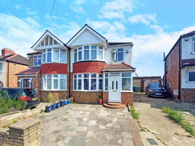 4 bedroom semi detached house for sale