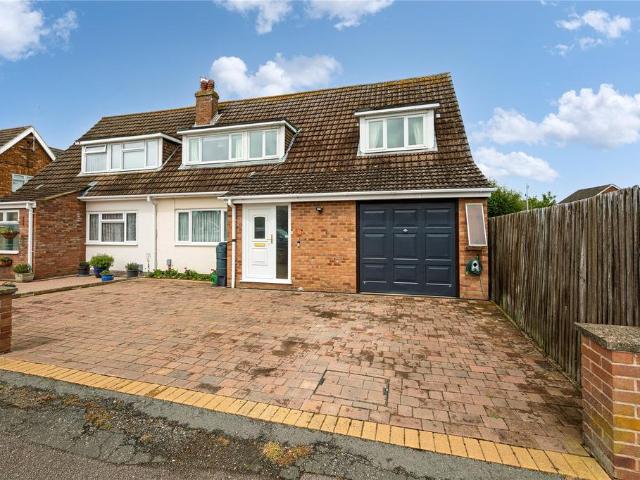 4 bedroom semi detached house for sale