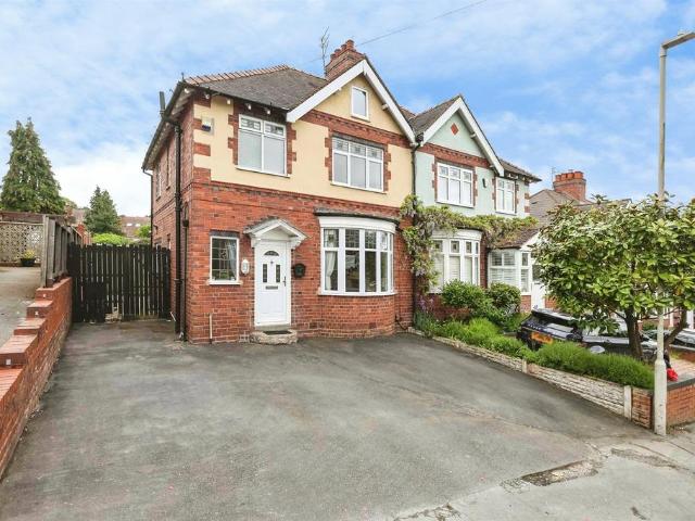 4 bedroom semi detached house for sale