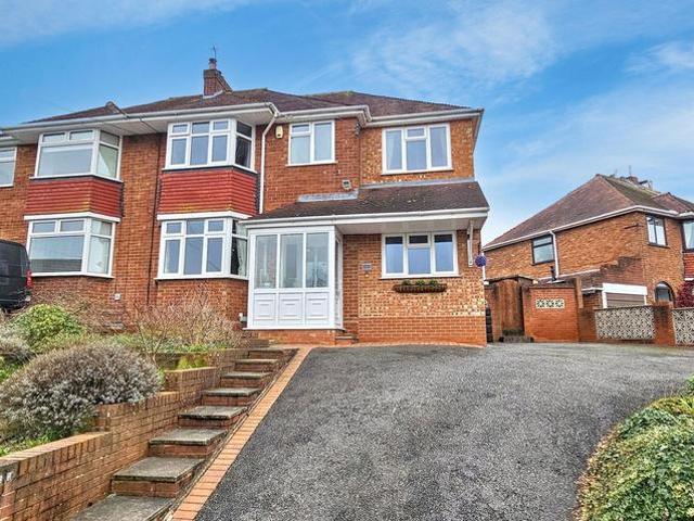 4 bedroom semi detached house for sale