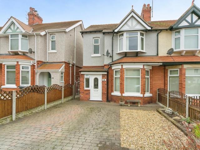 4 bedroom semi detached house for sale