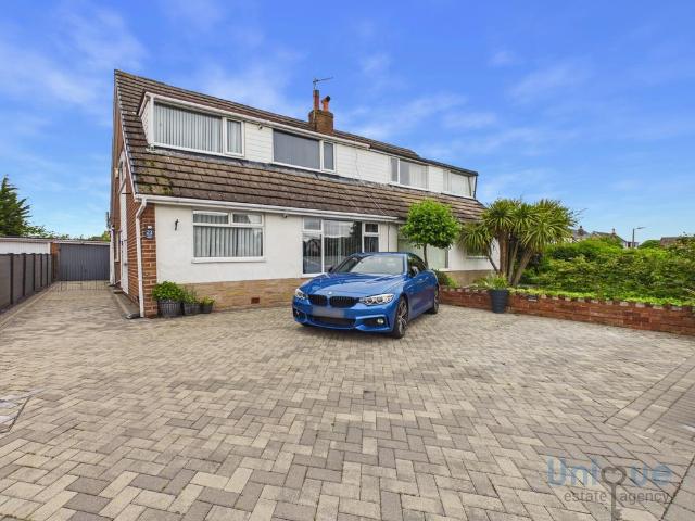 4 bedroom semi detached house for sale