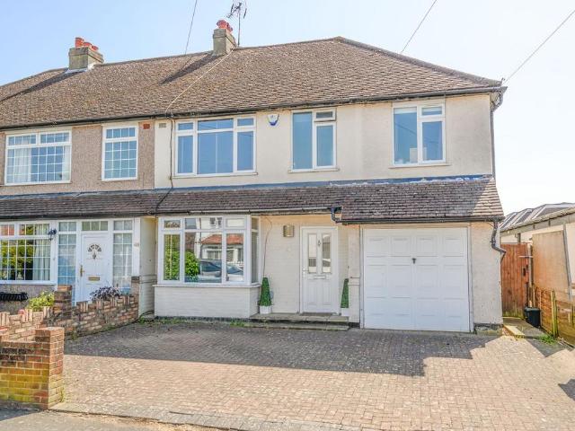 4 bedroom semi detached house for sale