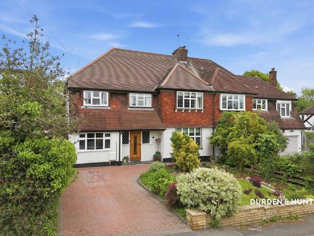 4 bedroom semi detached house for sale