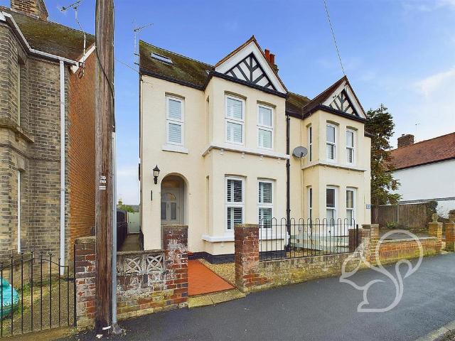 4 bedroom semi detached house for sale