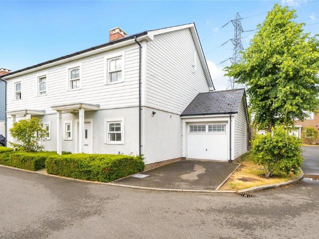 4 bedroom semi detached house for sale