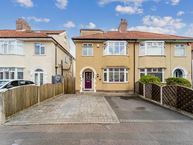 4 bedroom semi detached house for sale