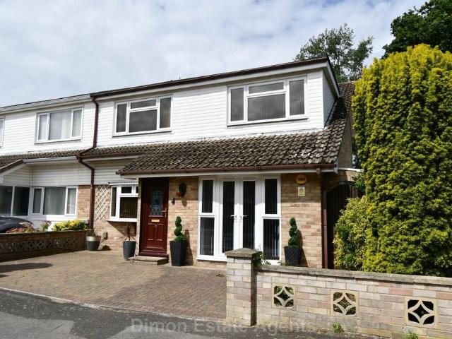 4 bedroom semi detached house for sale