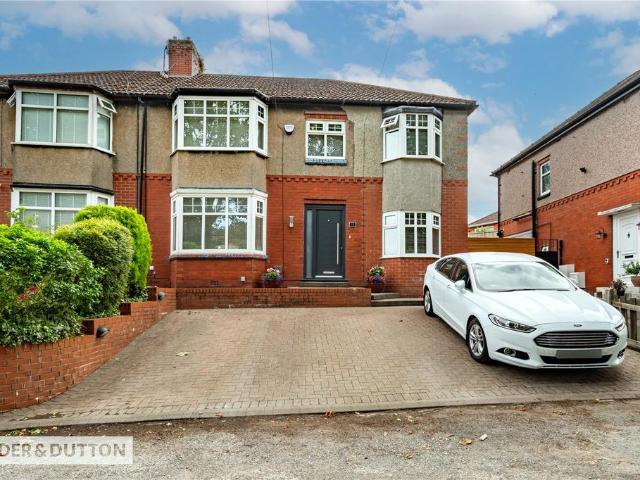 4 bedroom semi detached house for sale