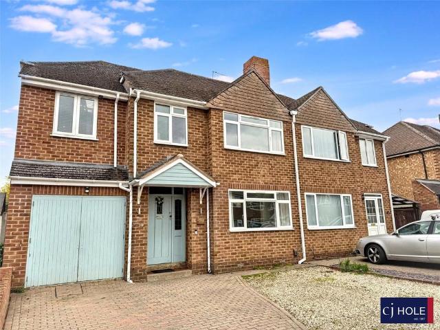 4 bedroom semi detached house for sale