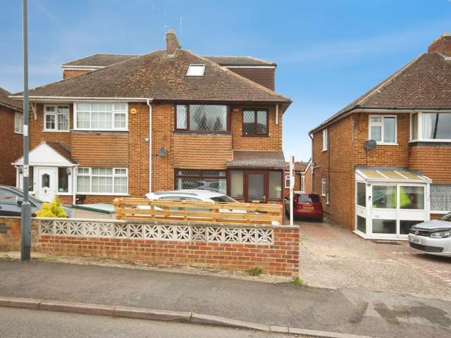 4 bedroom semi detached house for sale