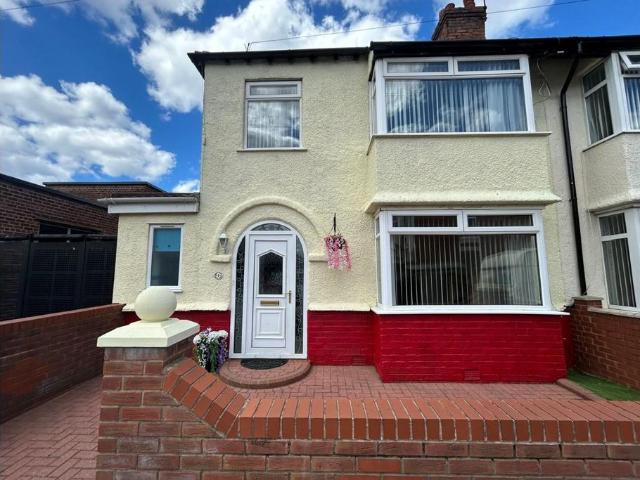 4 bedroom semi detached house for sale