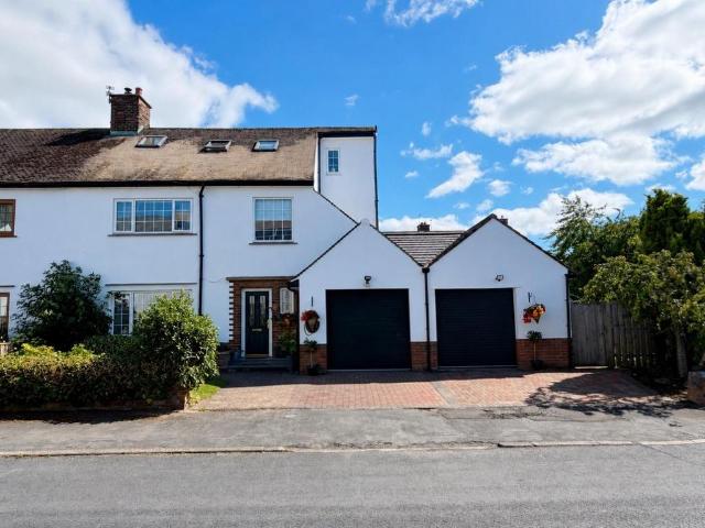 4 bedroom semi detached house for sale