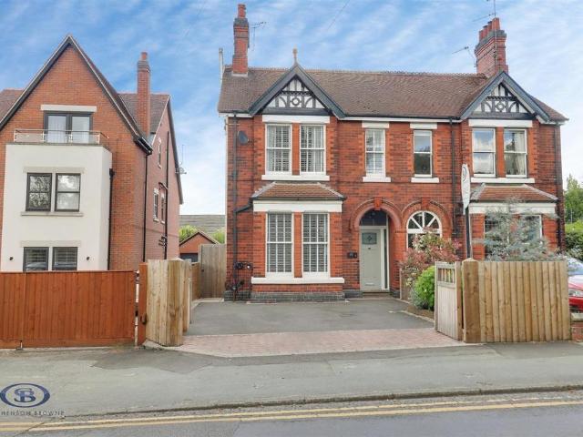 4 bedroom semi detached house for sale