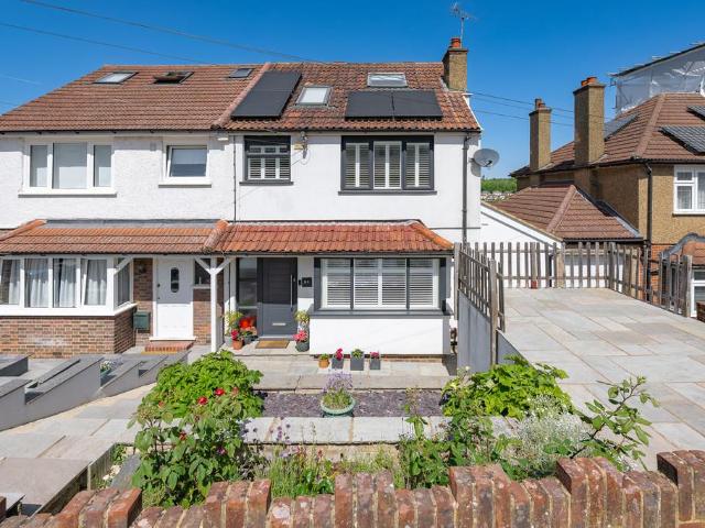 4 bedroom semi detached house for sale