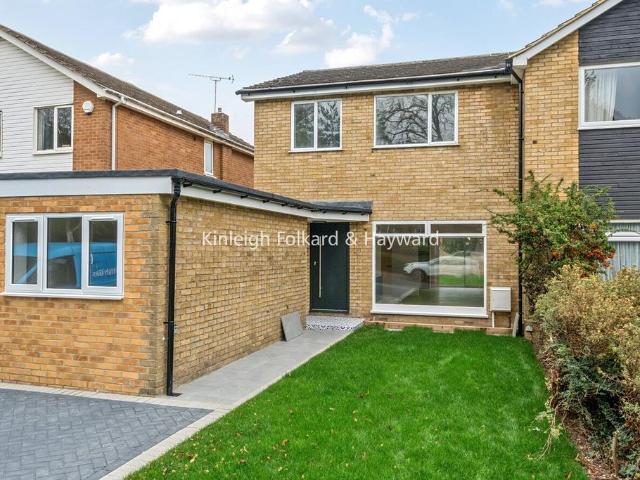 4 bedroom semi detached house for sale