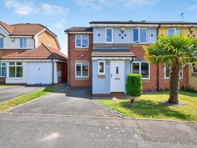 4 bedroom semi detached house for sale