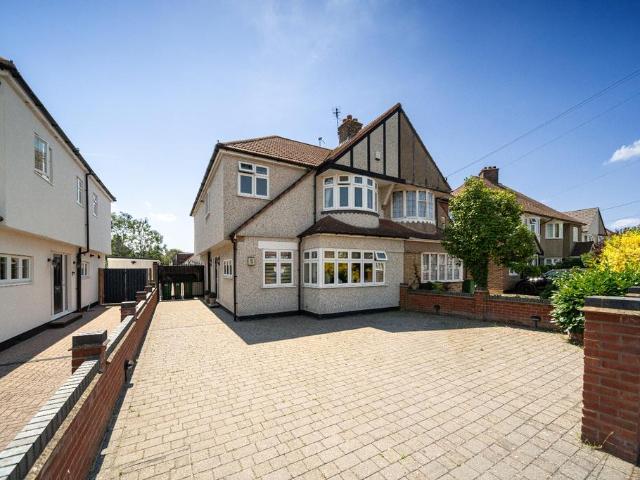 4 bedroom semi detached house for sale