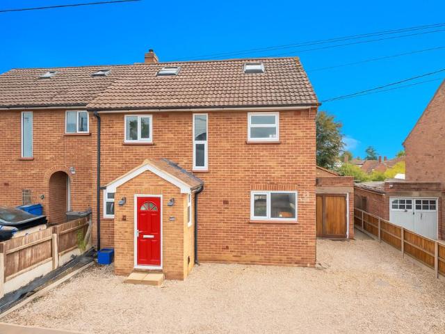 4 bedroom semi detached house for sale
