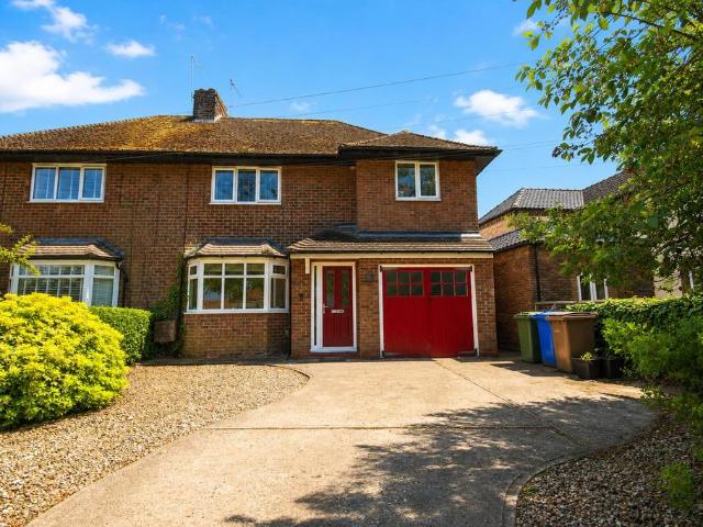 4 bedroom semi detached house for sale