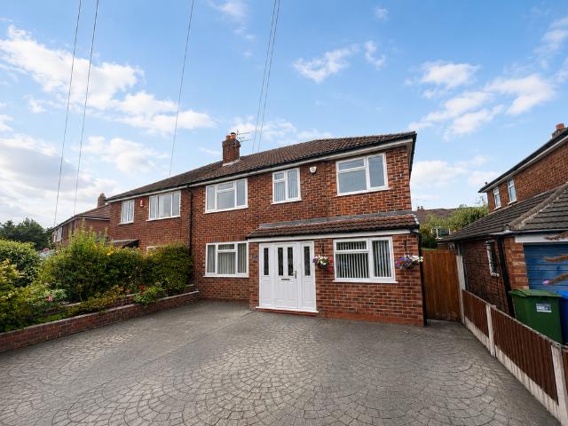 4 bedroom semi detached house for sale