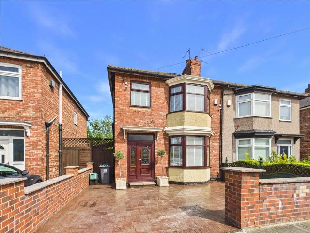 4 bedroom semi detached house for sale