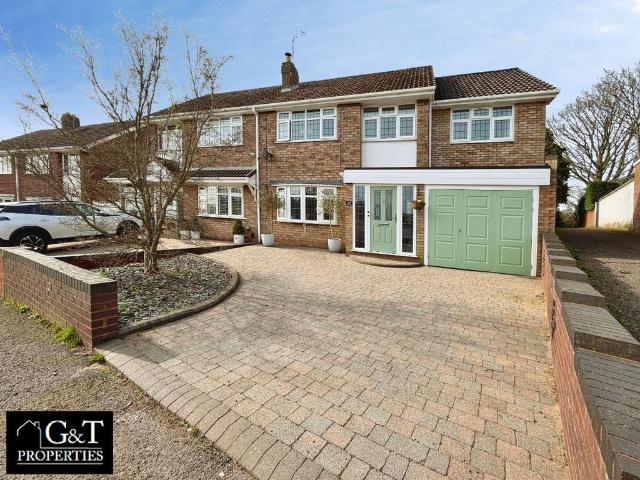 4 bedroom semi detached house for sale