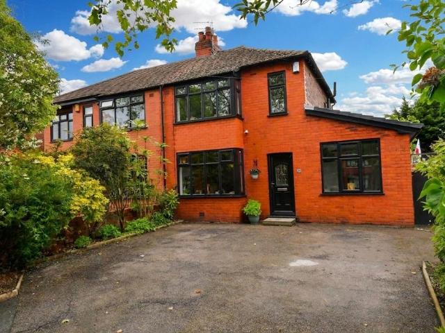 4 bedroom semi detached house for sale
