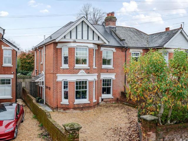 4 bedroom semi detached house for sale