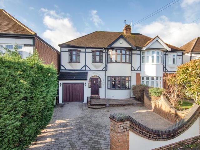 4 bedroom semi detached house for sale