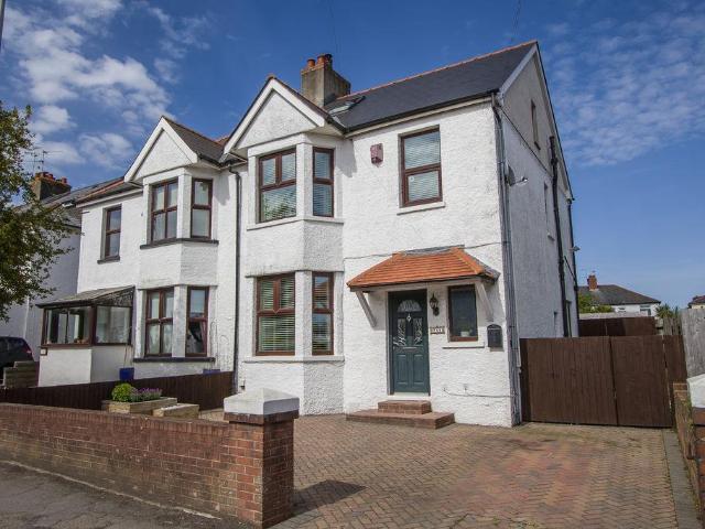 4 bedroom semi detached house for sale