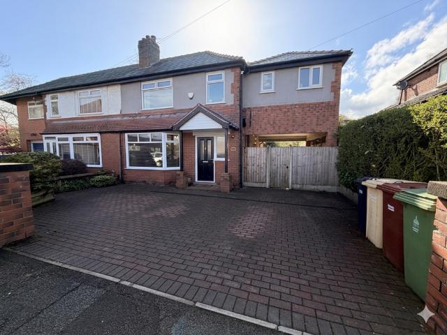 4 bedroom semi detached house for sale