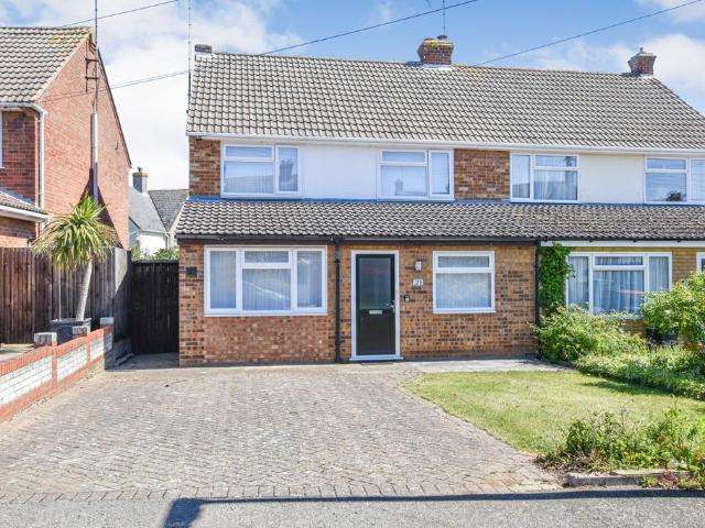 4 bedroom semi detached house for sale