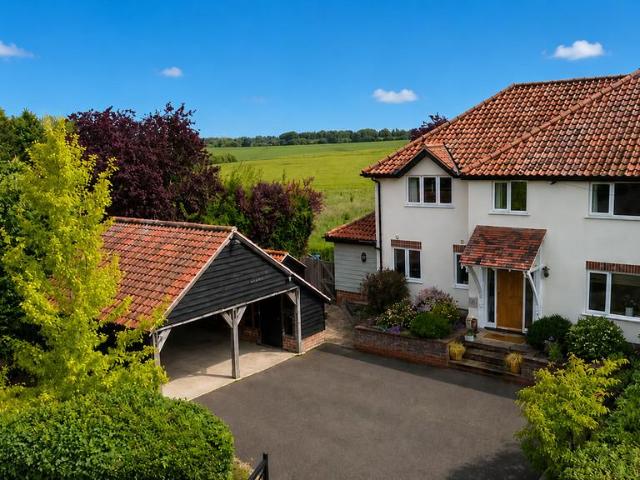 4 bedroom semi detached house for sale