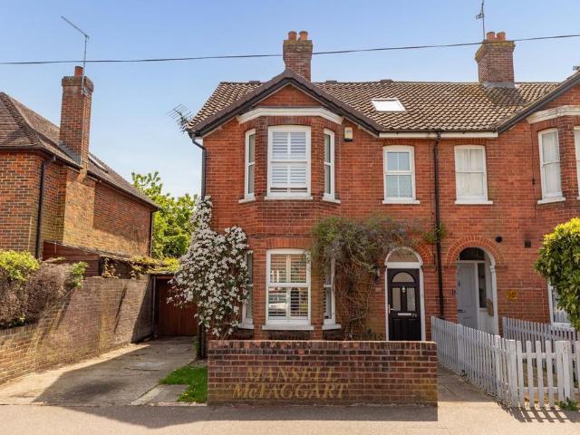 4 bedroom semi detached house for sale