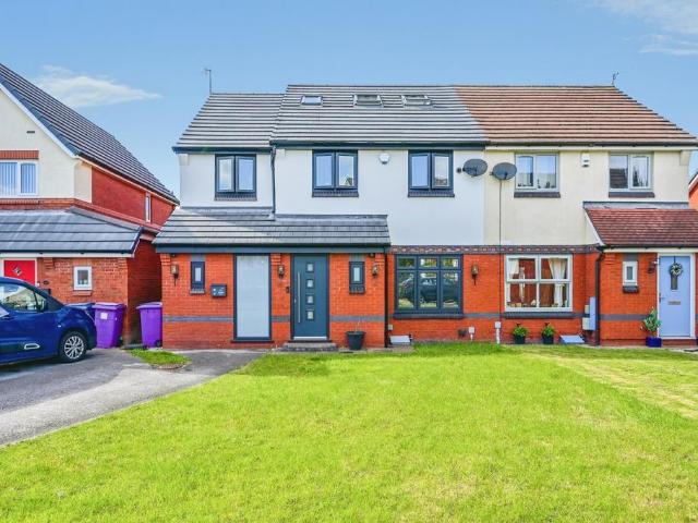 4 bedroom semi detached house for sale