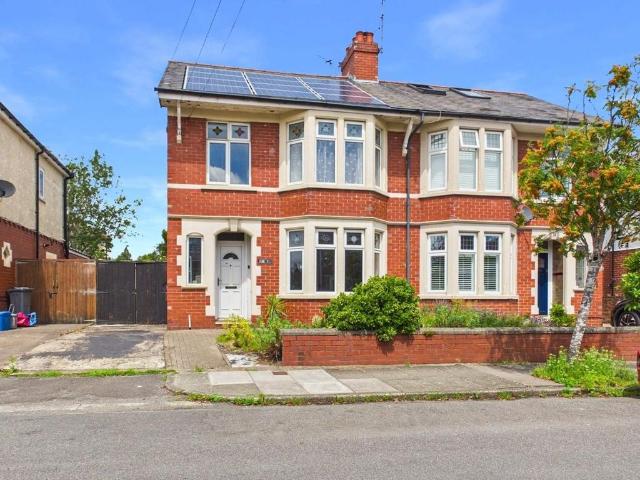 4 bedroom semi detached house for sale