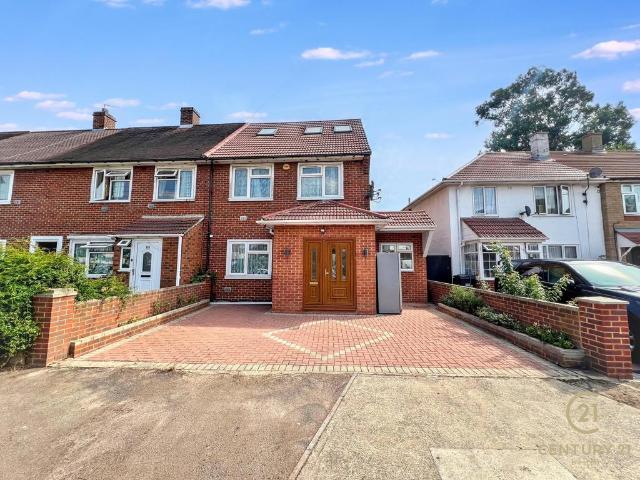 4 bedroom semi detached house for sale