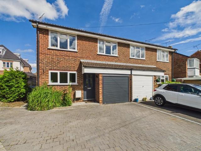 4 bedroom semi detached house for sale