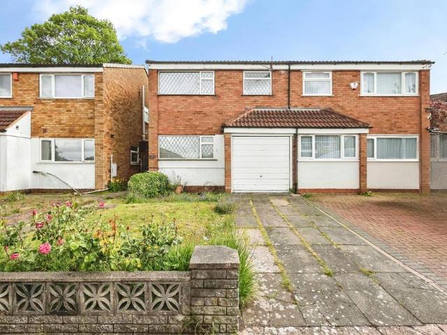 4 bedroom semi detached house for sale