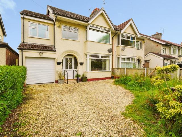 4 bedroom semi detached house for sale