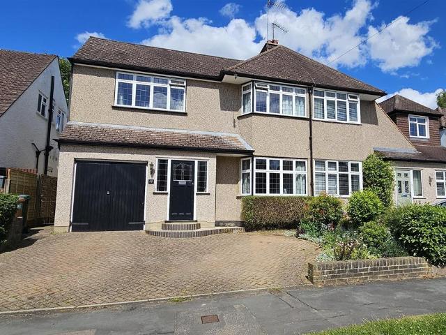 4 bedroom semi detached house for sale