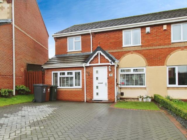 4 bedroom semi detached house for sale