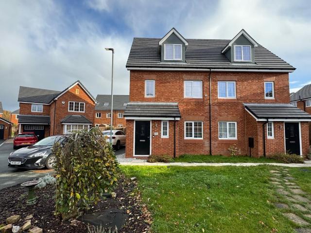 4 bedroom semi detached house for sale